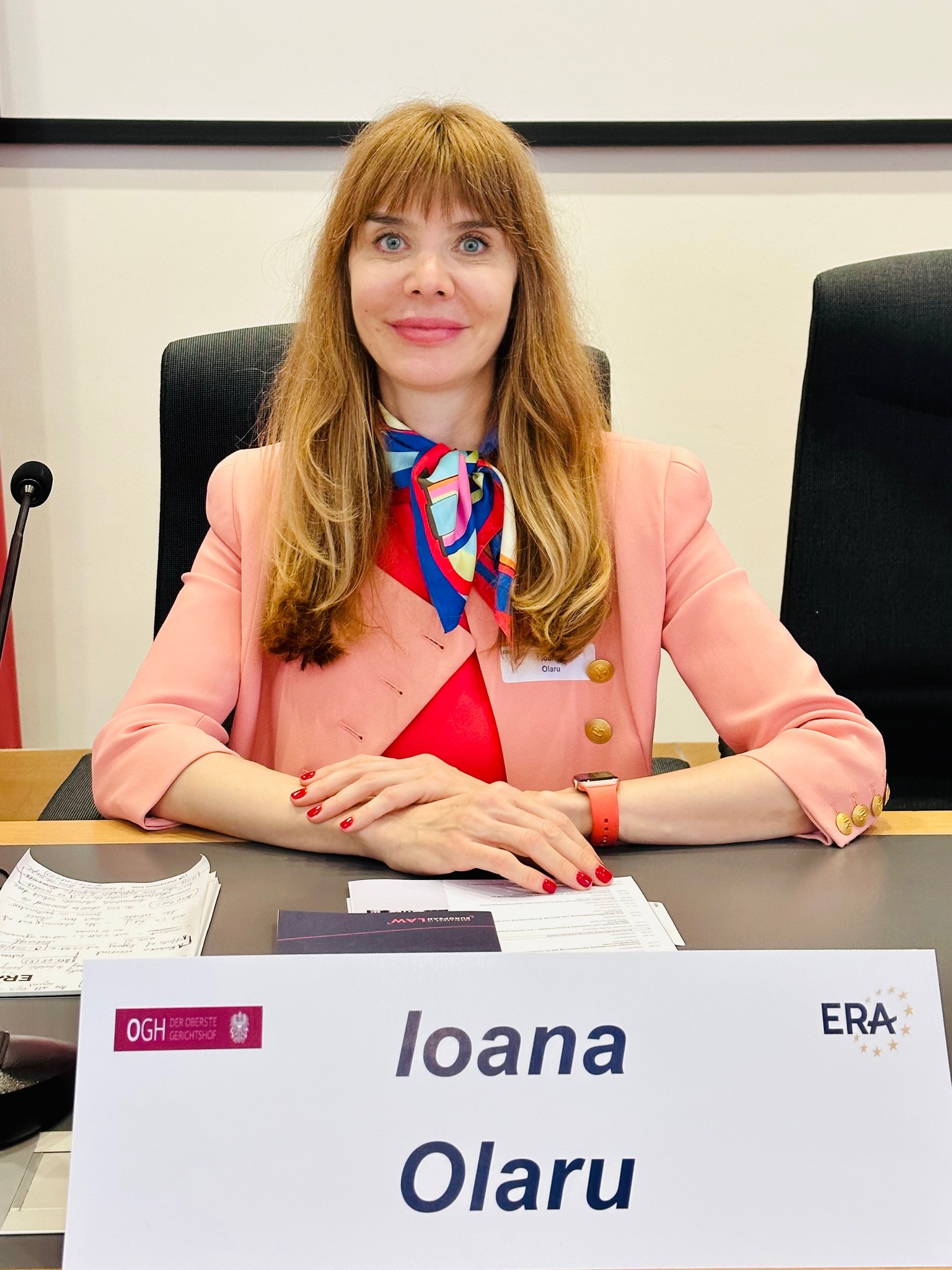 Despre Ioana Olaru, la timpul trecut, ca notar de București și despre ...